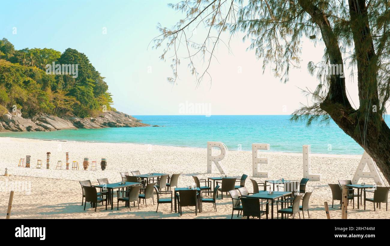 White empty beach azure sea hi-res stock photography and images - Alamy