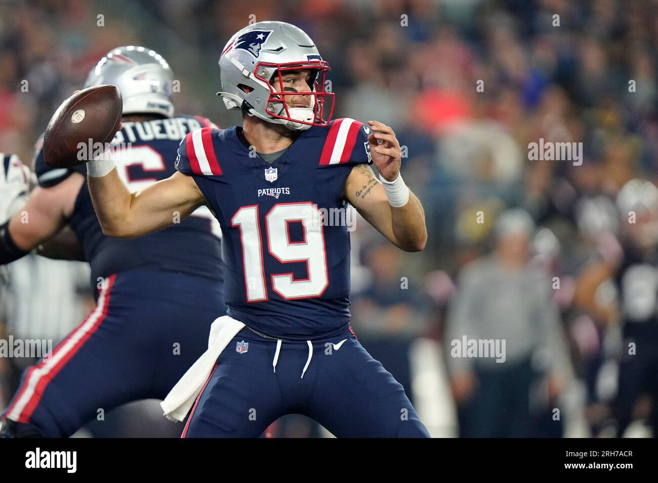 New England Patriots quarterback Trace McSorley (19) winds up to pass ...