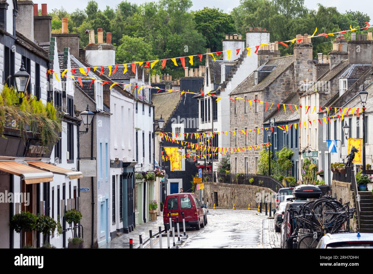 High Street, South Queensferry, Edinburgh, Scotland Stock Photo - Alamy