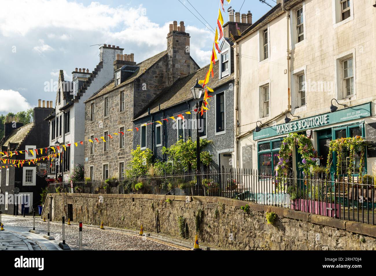 High Street, South Queensferry, Edinburgh, Scotland Stock Photo - Alamy