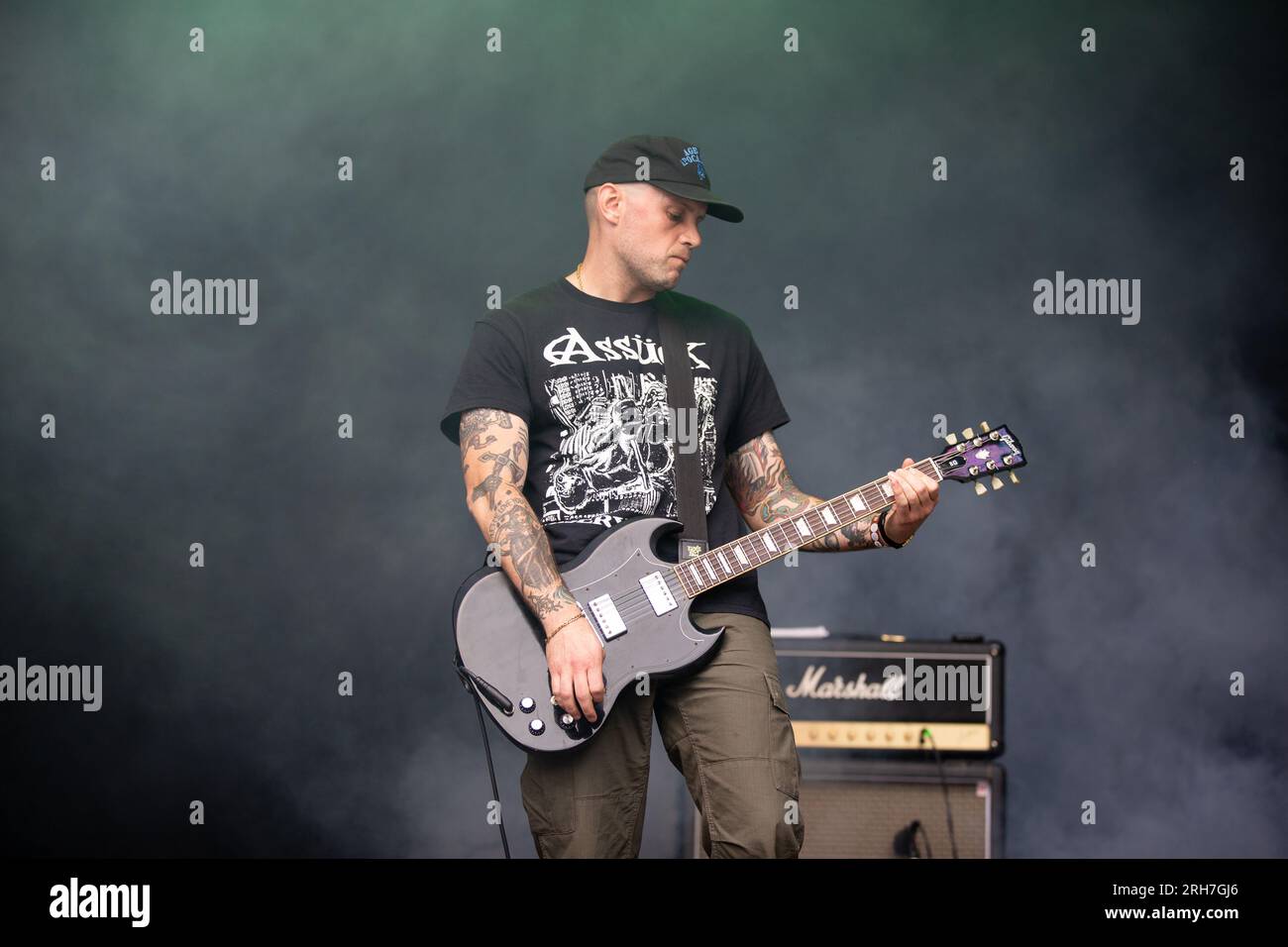 High vis band hi-res stock photography and images - Alamy