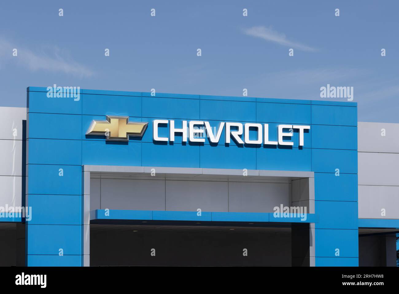 Noblesville - August 13, 2023: Chevrolet car and SUV Dealership. Chevy ...