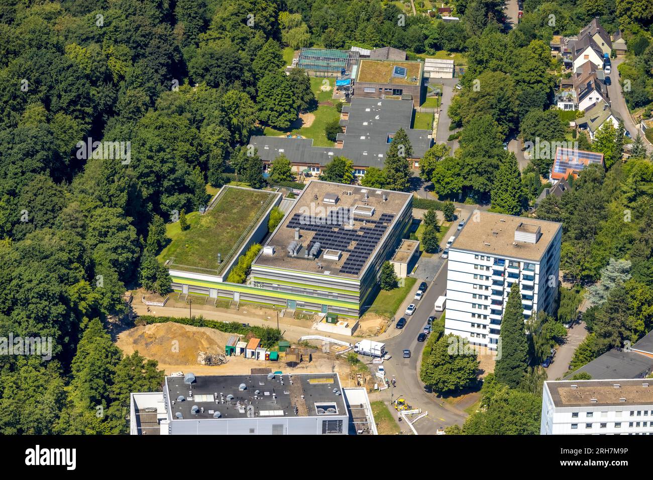 West german proton enteraphy center hi-res stock photography and images ...