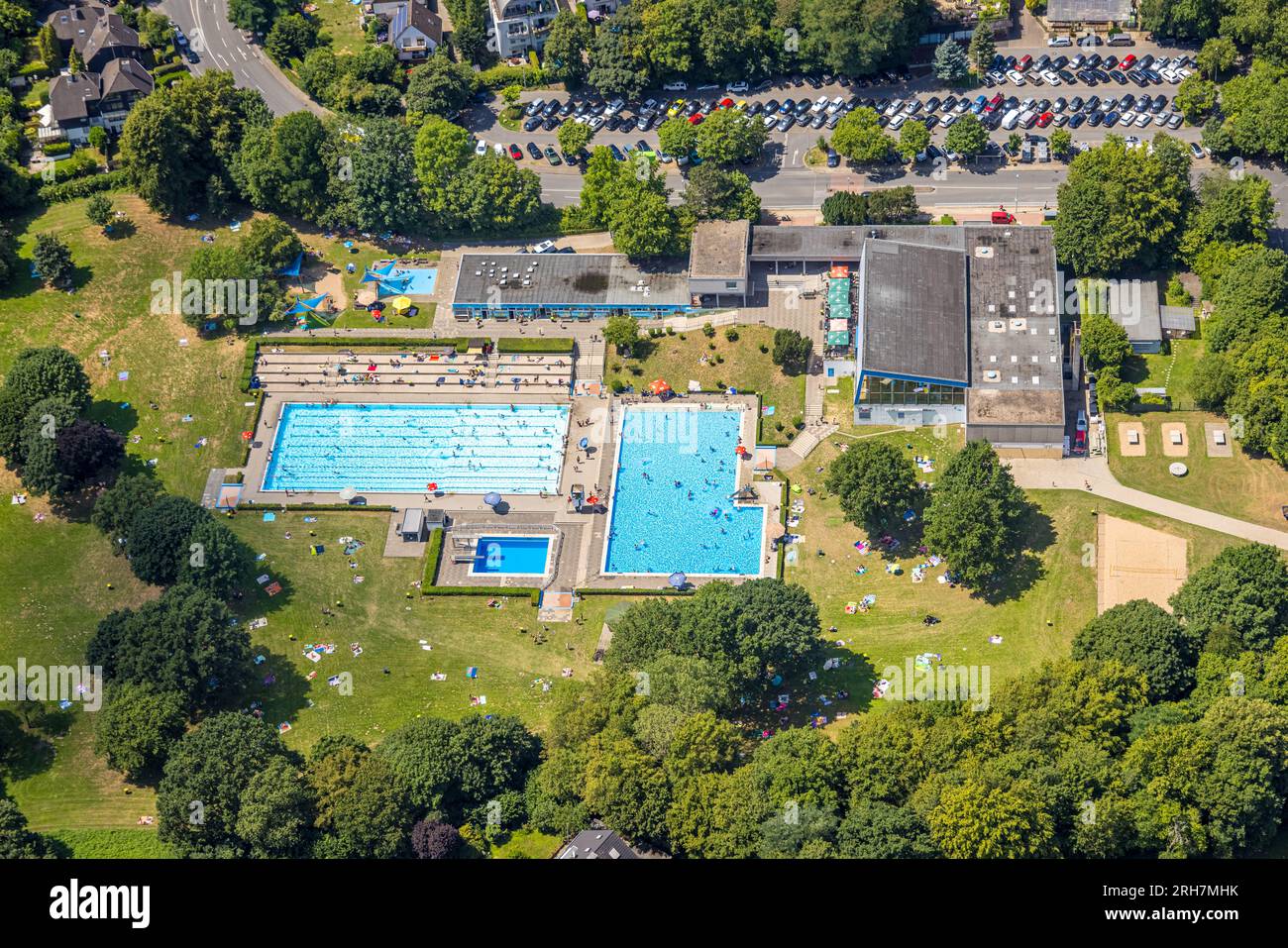 Outdoor pool swimming center kettwig hi-res stock photography and ...