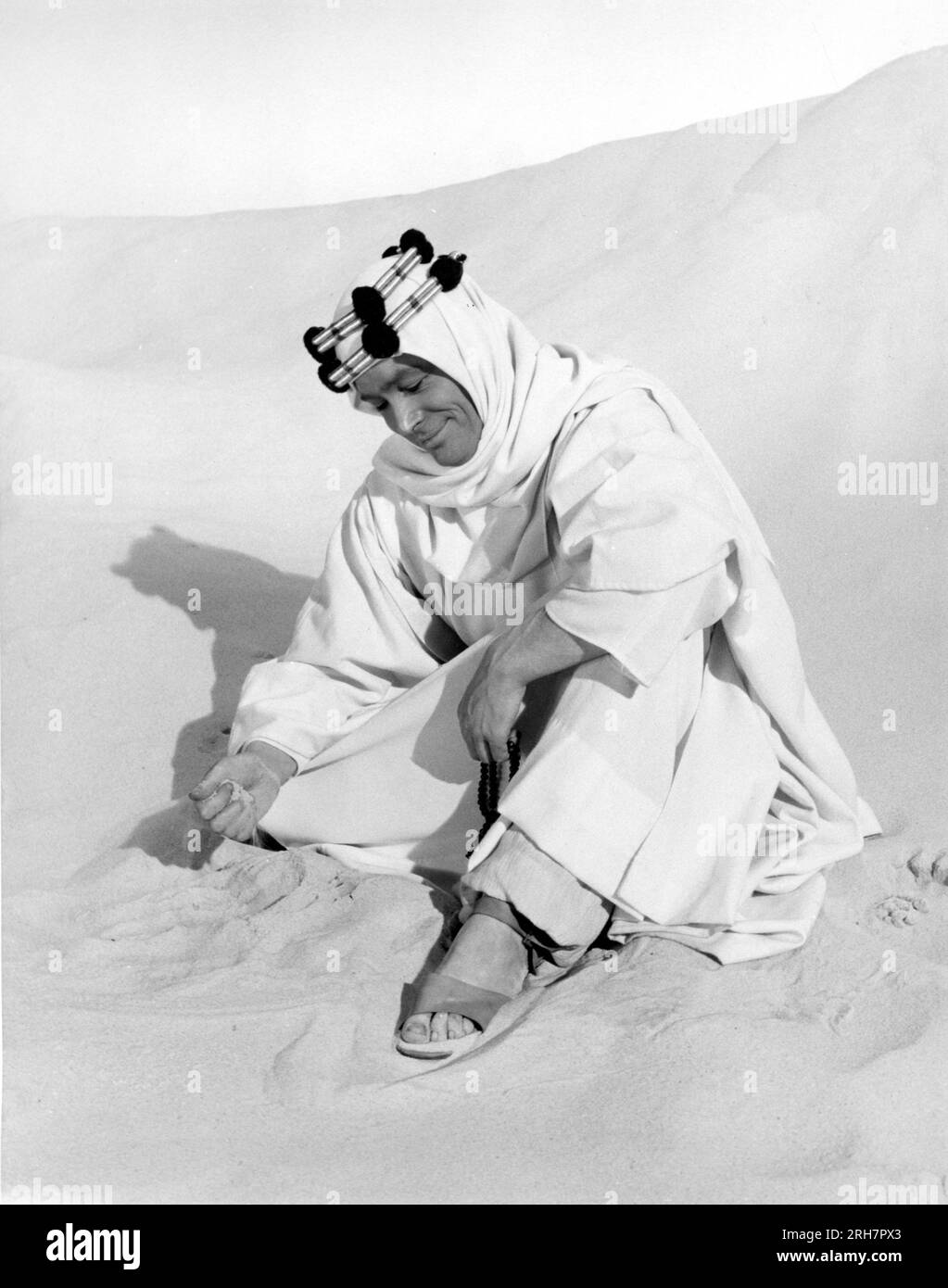 PETER O'TOOLE Screen Test as T.E. Lawrence for LAWRENCE OF ARABIA 1962 ...