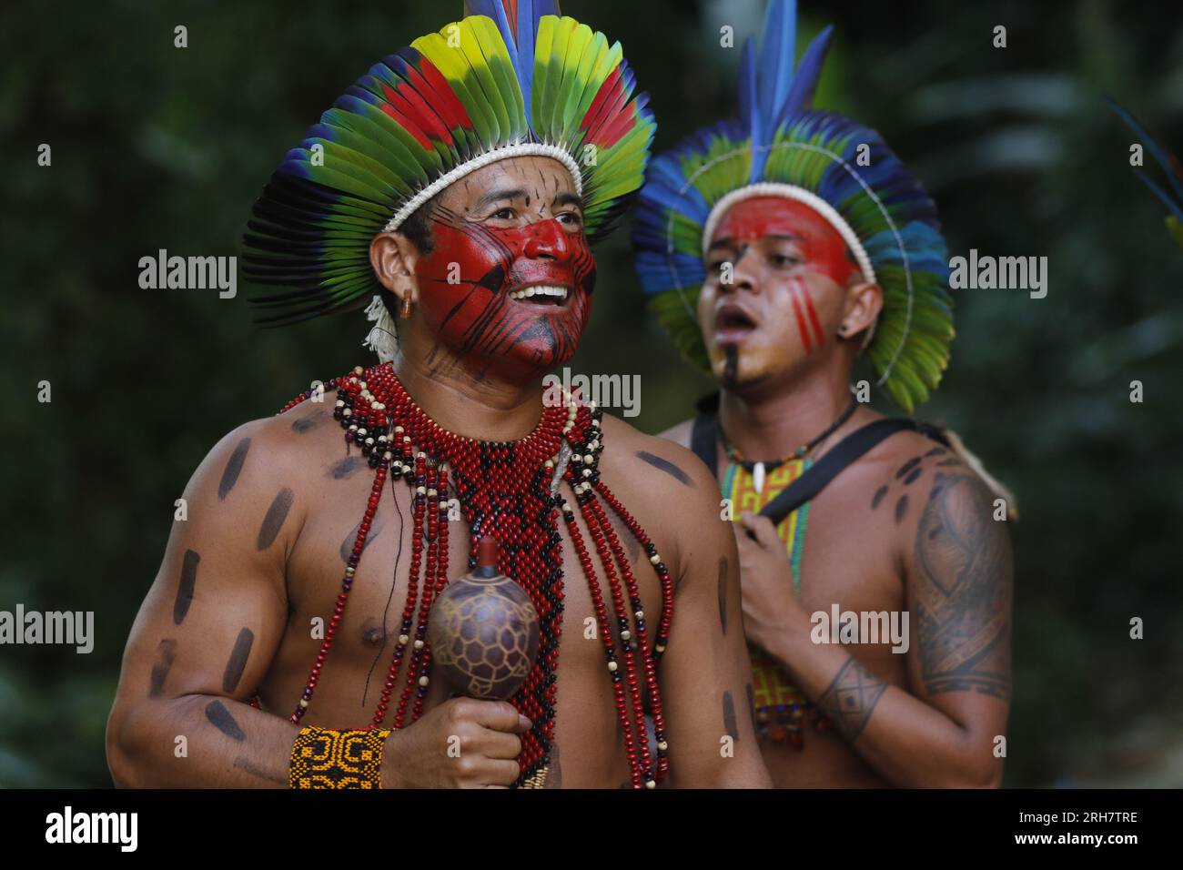 Brazilian indigenous men of Pataxó ethnic group celebrate International ...