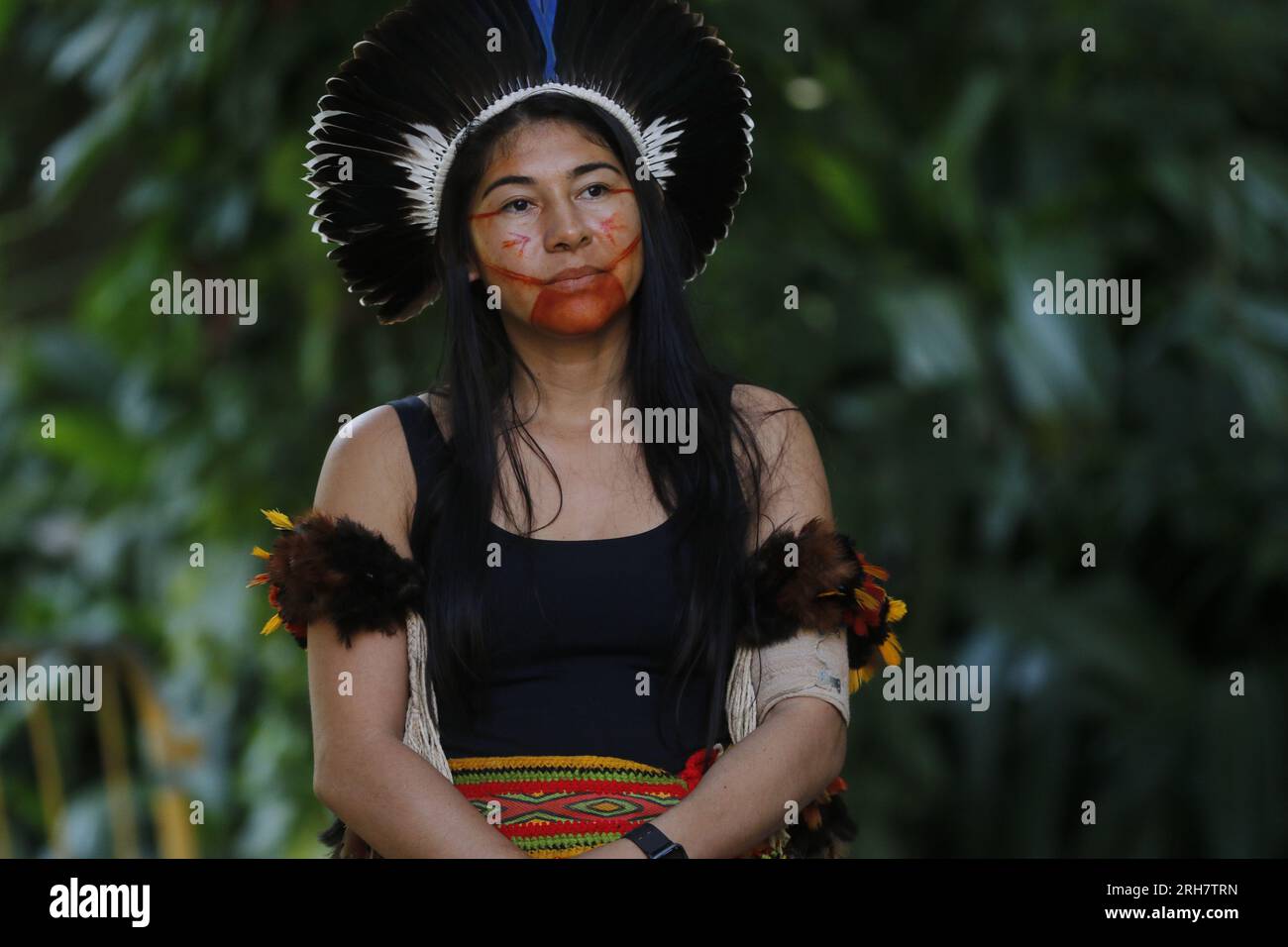 Brazilian indigenous woman of Pataxó ethnic group celebrate ...