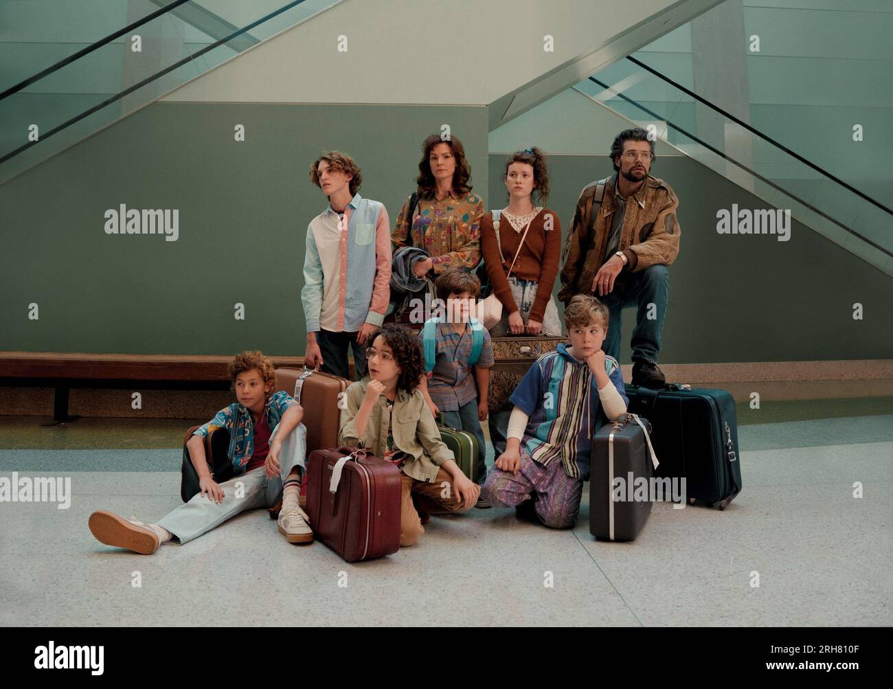 UNSUNG HERO, top, from left: Paul Luke Bonenfant, Daisy Betts, Kirrilee ...