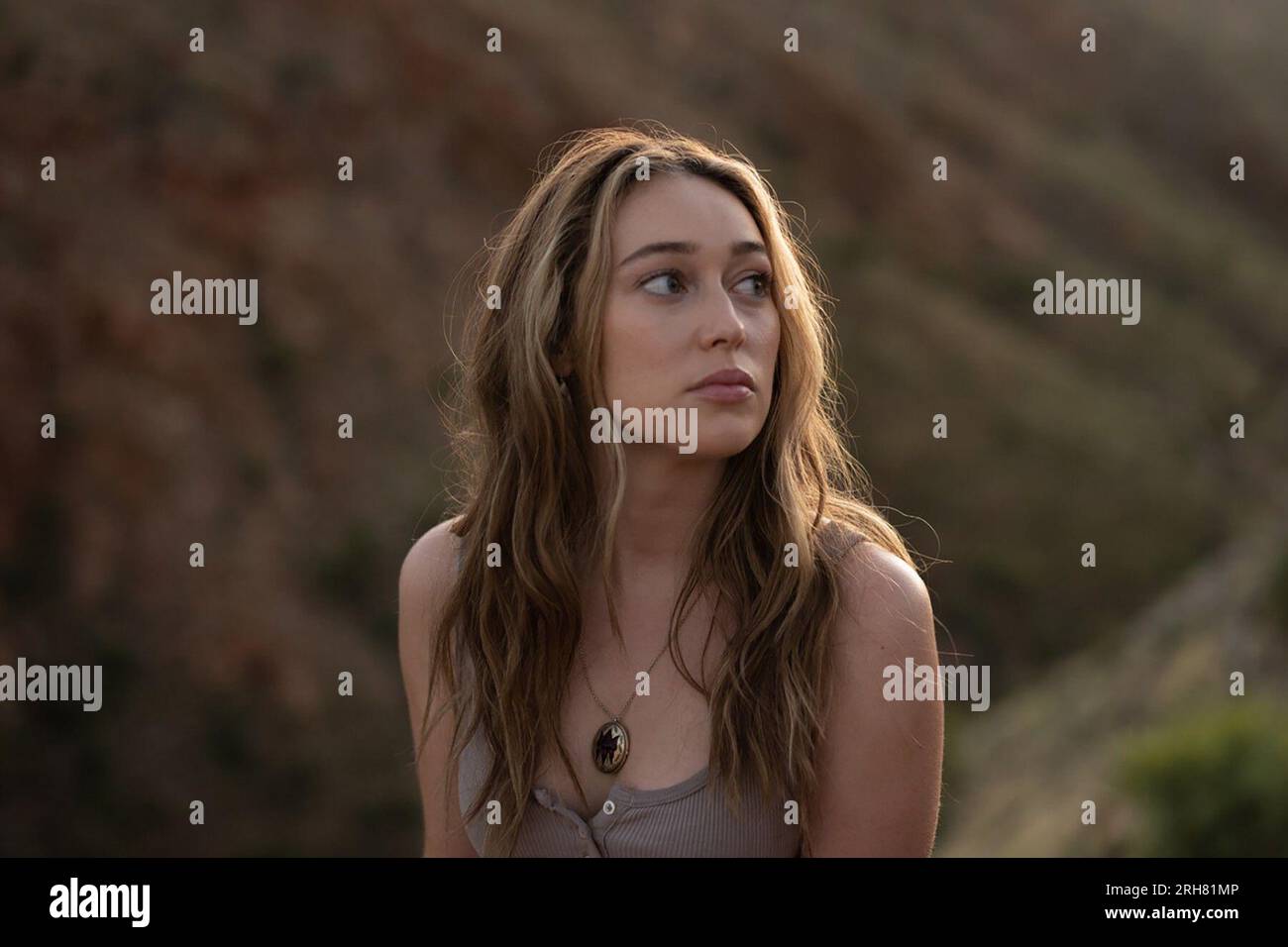 THE LOST FLOWERS OF ALICE HART, Alycia Debnam-Carey, (Season 1 ...