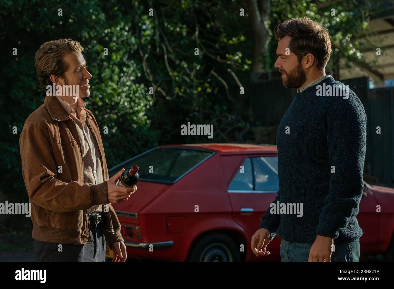 OUTLANDER, from left: Chris Fulton, Richard Rankin, A Practical Guide ...