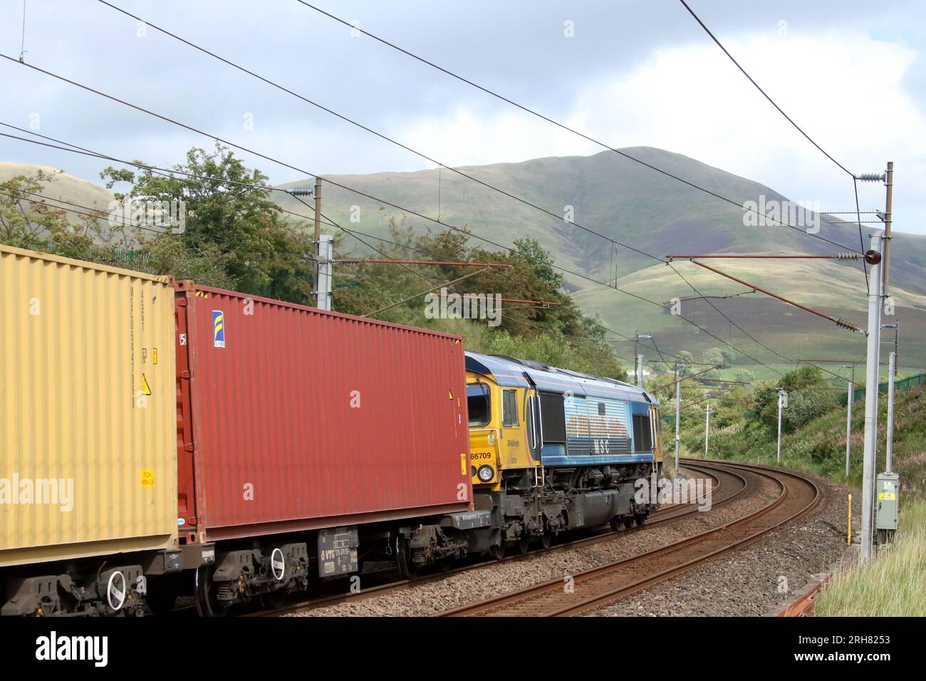 Class 66 shed diesel-electric loco, number 66709 named Sorrento, on ...