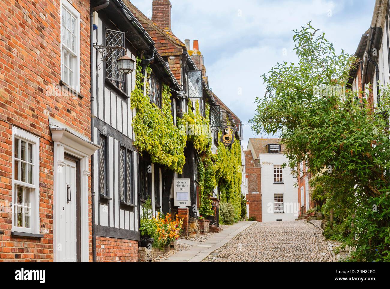 The front of the Mermaid Inn hotel in historic Mermaid Street, Rye, an ...