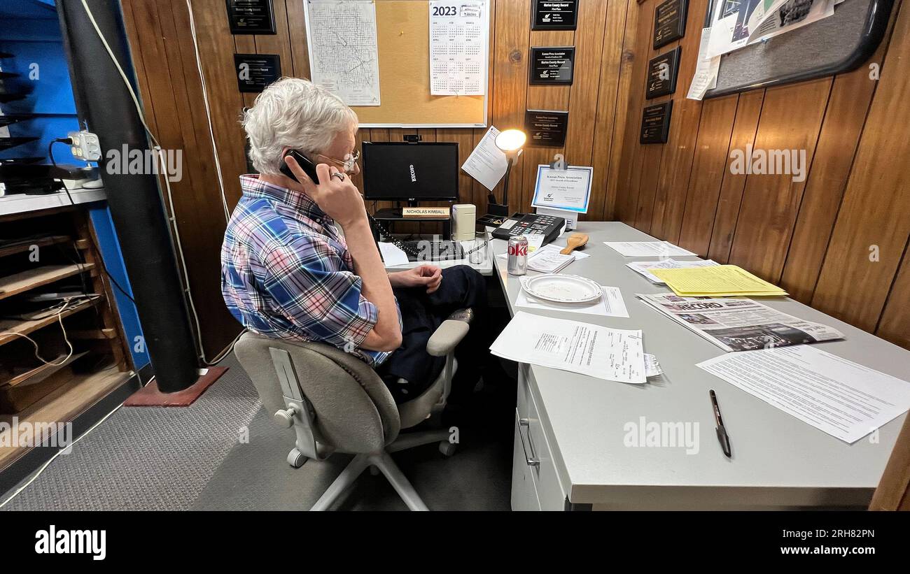 Police interview home hi-res stock photography and images - Alamy