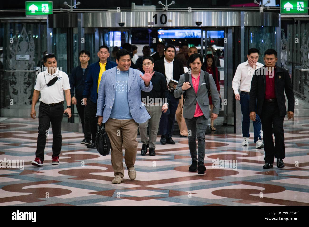 Bangkok, Bangkok, Thailand. 14th Aug, 2023. August 14, 2023, Vacharaesorn Vivacharawongse(L) and ...