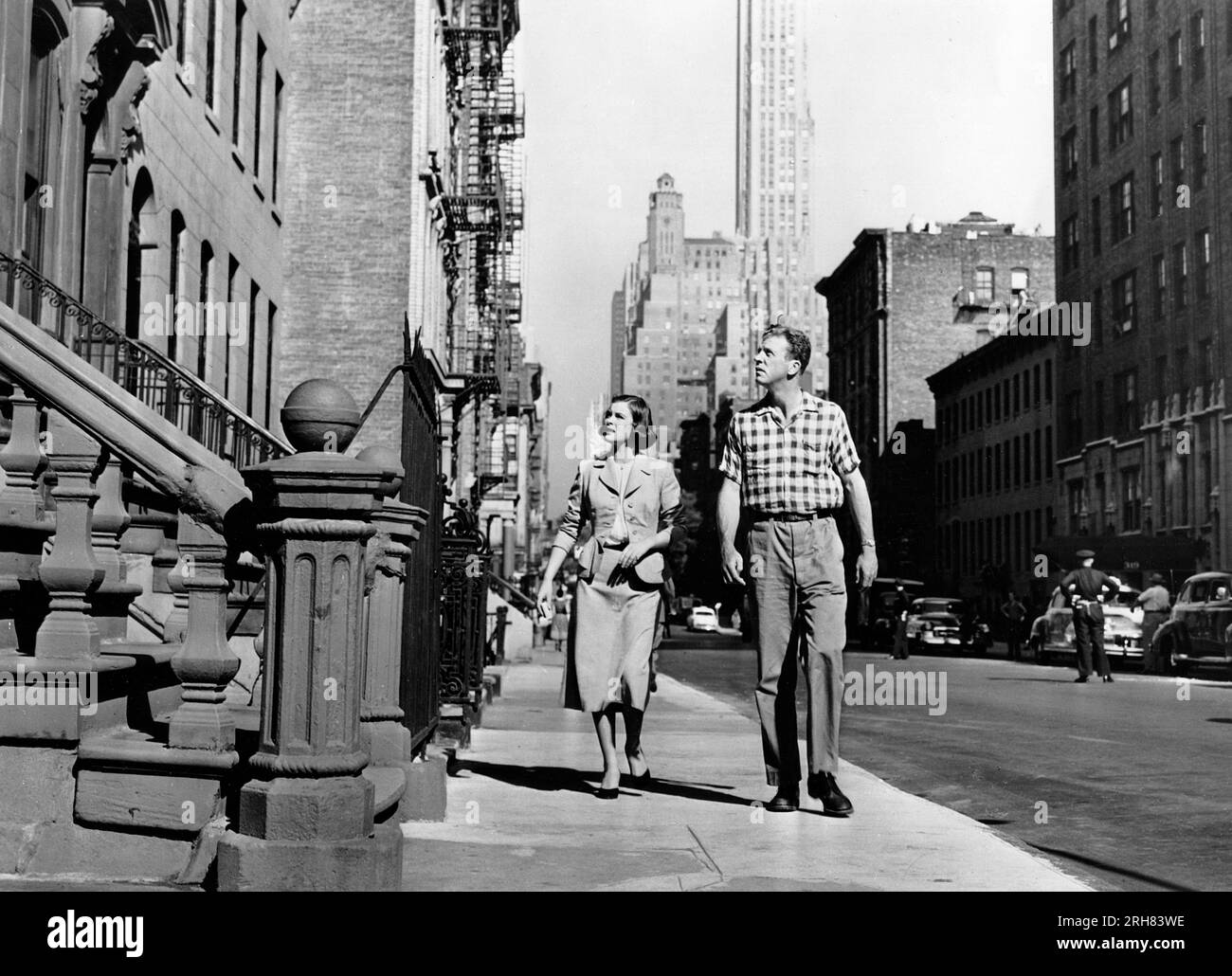 Constance Smith, Dan Dailey, on-set of the Film, "Taxi", 20th Century ...