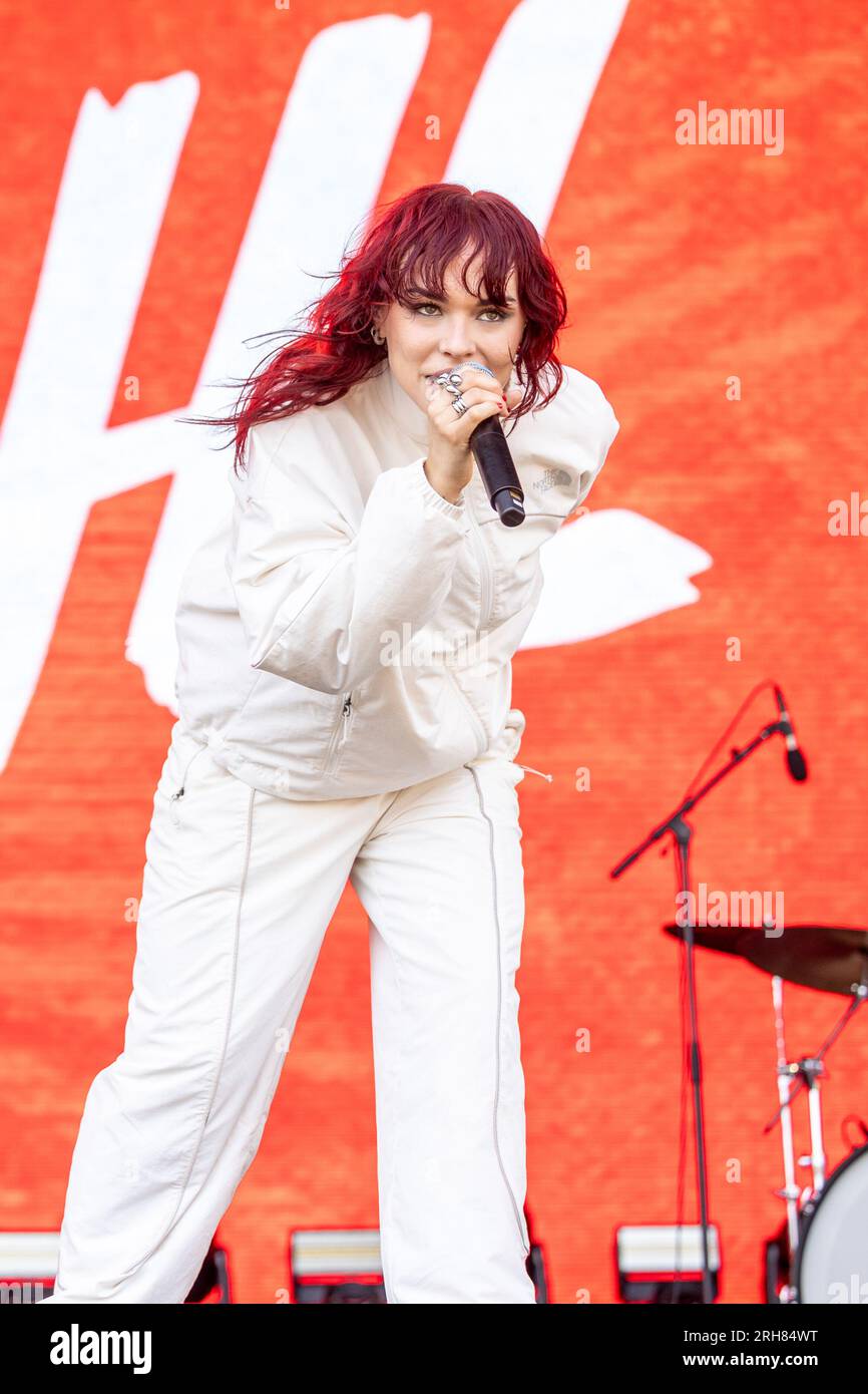 Taylor upsahl hi-res stock photography and images - Alamy