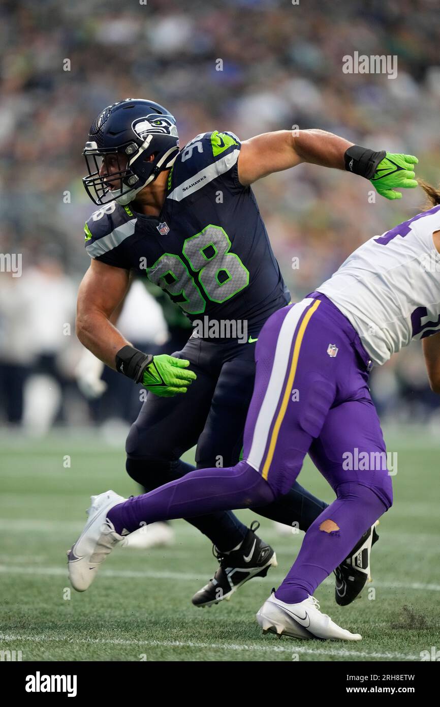 Seattle Seahawks linebacker Levi Bell (98) avoids a block during an NFL ...