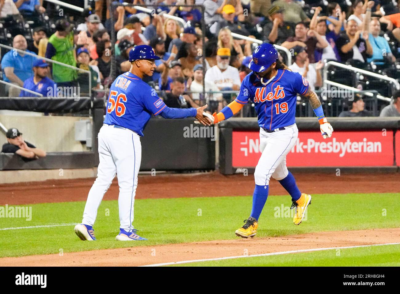FLUSHING, NY - AUGUST 14: New York Mets Third Base Coach Joey Cora (56 ...
