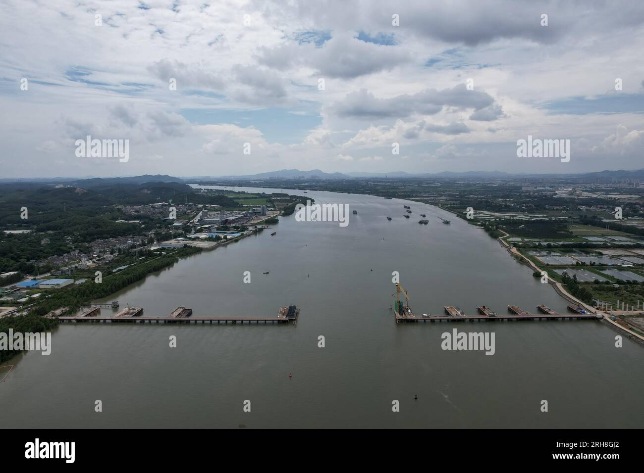 **CHINESE MAINLAND, HONG KONG, MACAU AND TAIWAN OUT** Aerial photo ...
