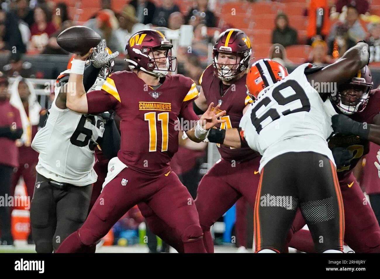 Washington Commanders quarterback Jake Fromm throws against the ...