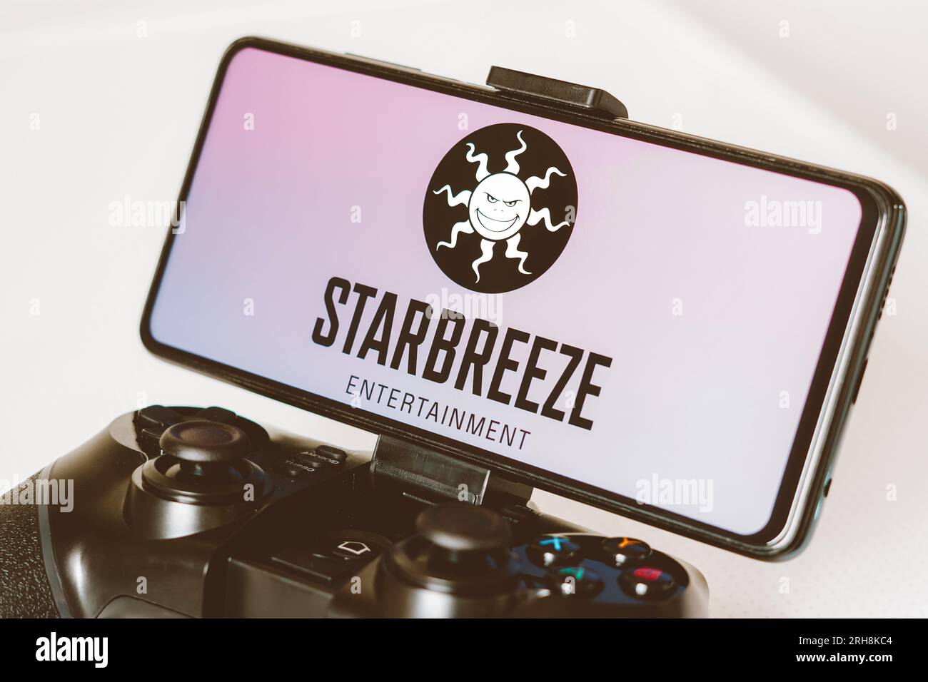 Starbreeze studios hi-res stock photography and images - Alamy
