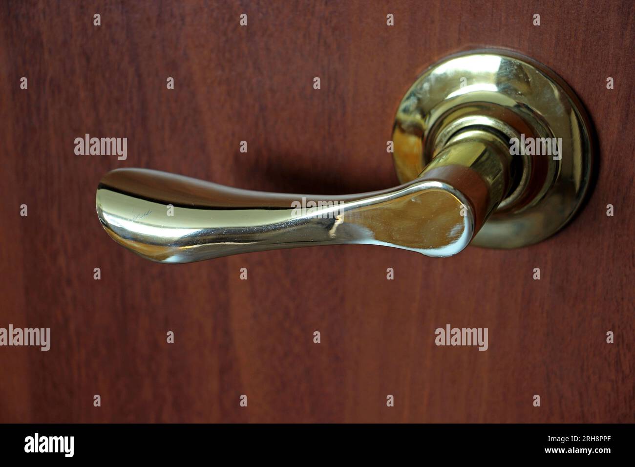 Gold handle hi-res stock photography and images - Alamy