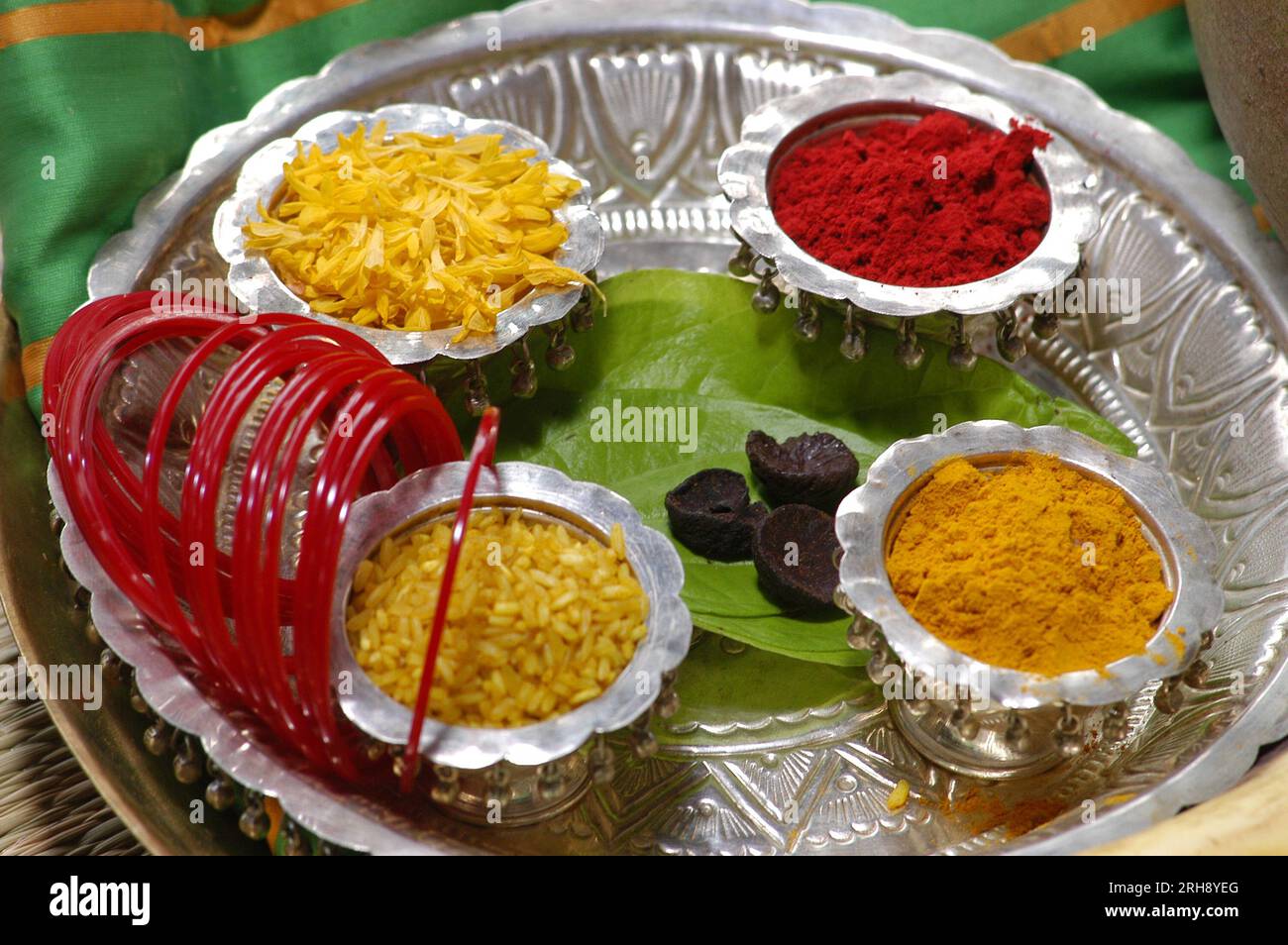 Traditional Hindu Prayer India Stock Photo - Alamy