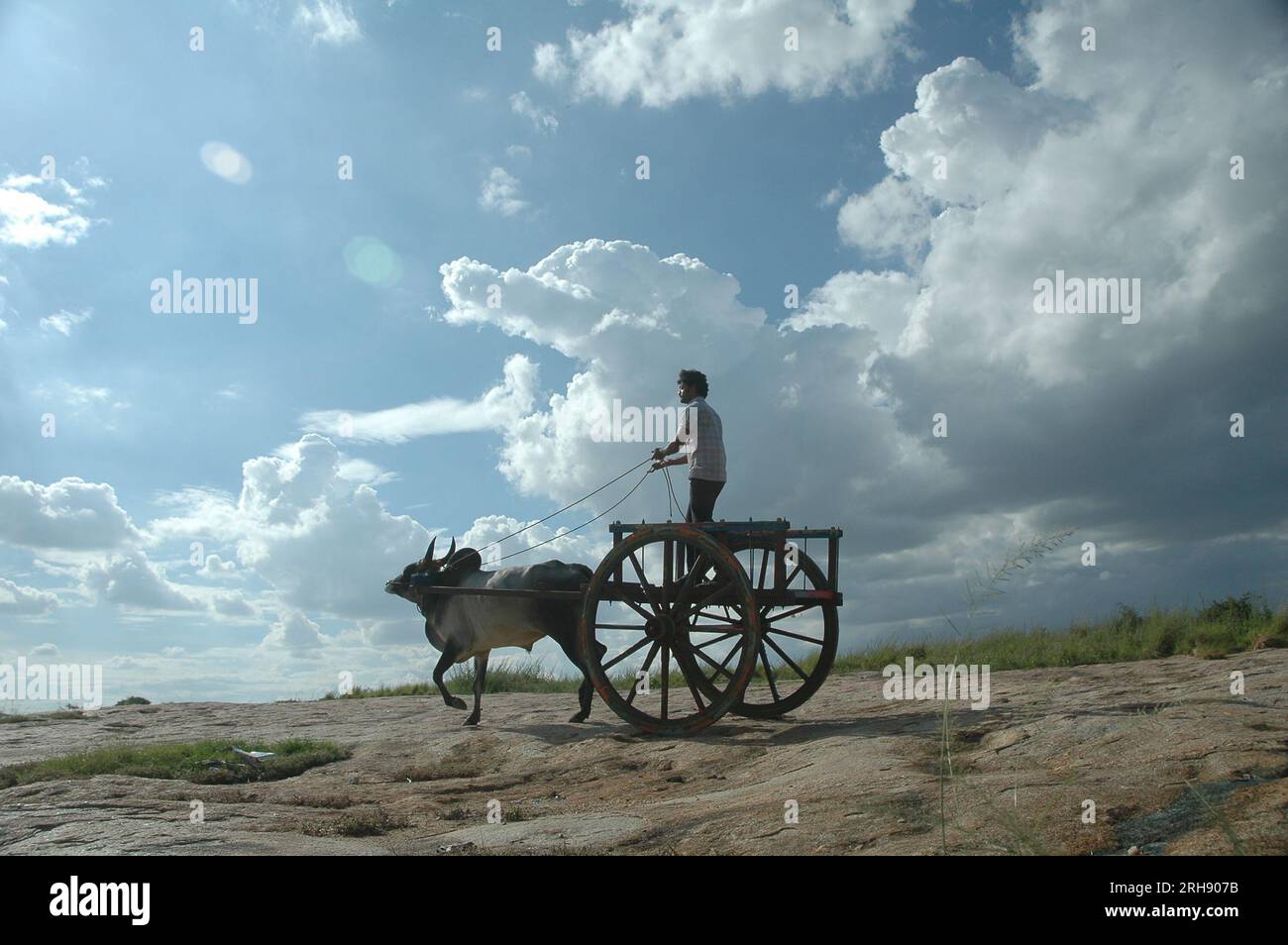 Bull cart at rural house India Stock Photo - Alamy