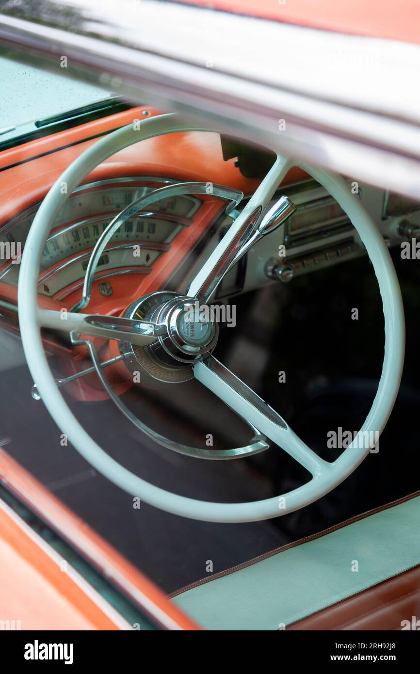 Mercury Montclair 2-door hardtop with Flo-tone paint combination Stock ...