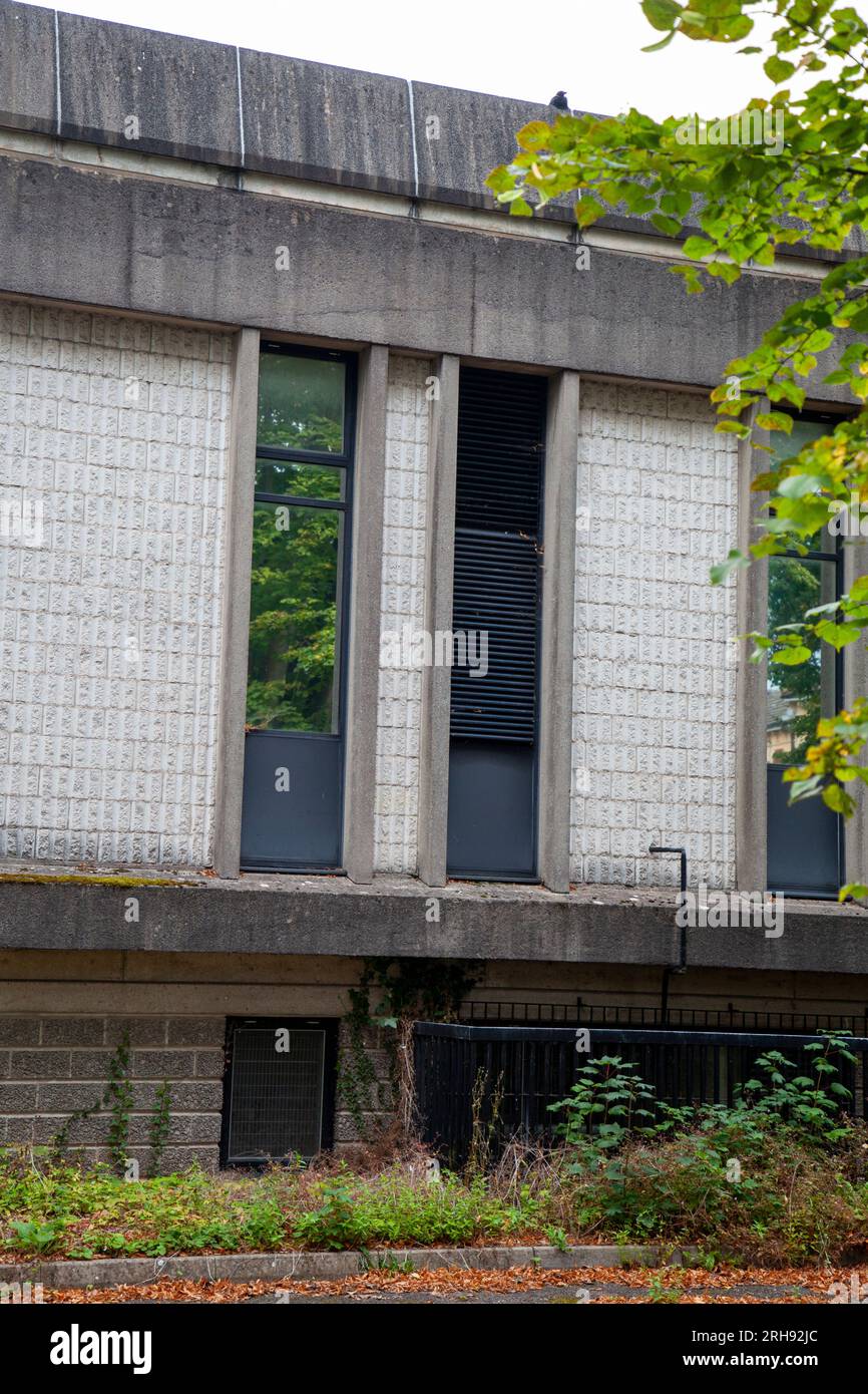 Brutalist building on Alma Road in Clifton area of Bristol Stock Photo ...