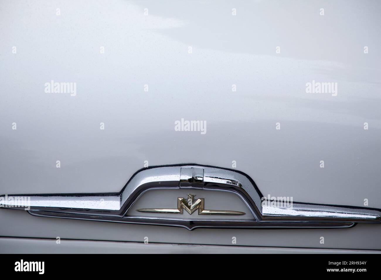 Mercury Montclair 2-door hardtop with Flo-tone paint combination Stock ...