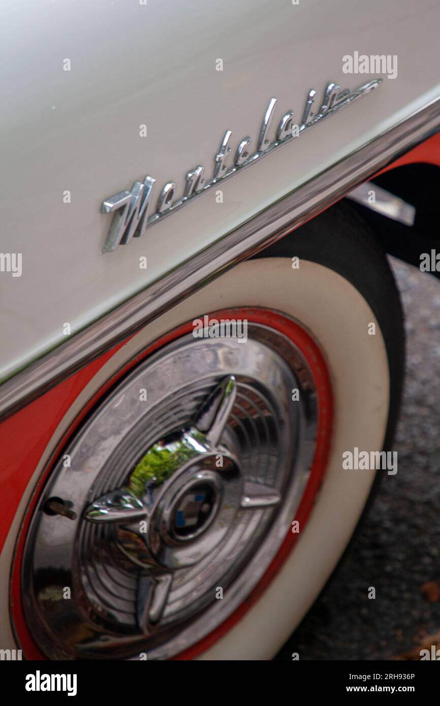 Mercury Montclair 2-door hardtop with Flo-tone paint combination Stock ...