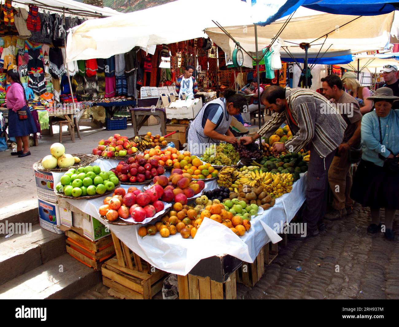 Local market in Pisco city, Peru Stock Photo - Alamy