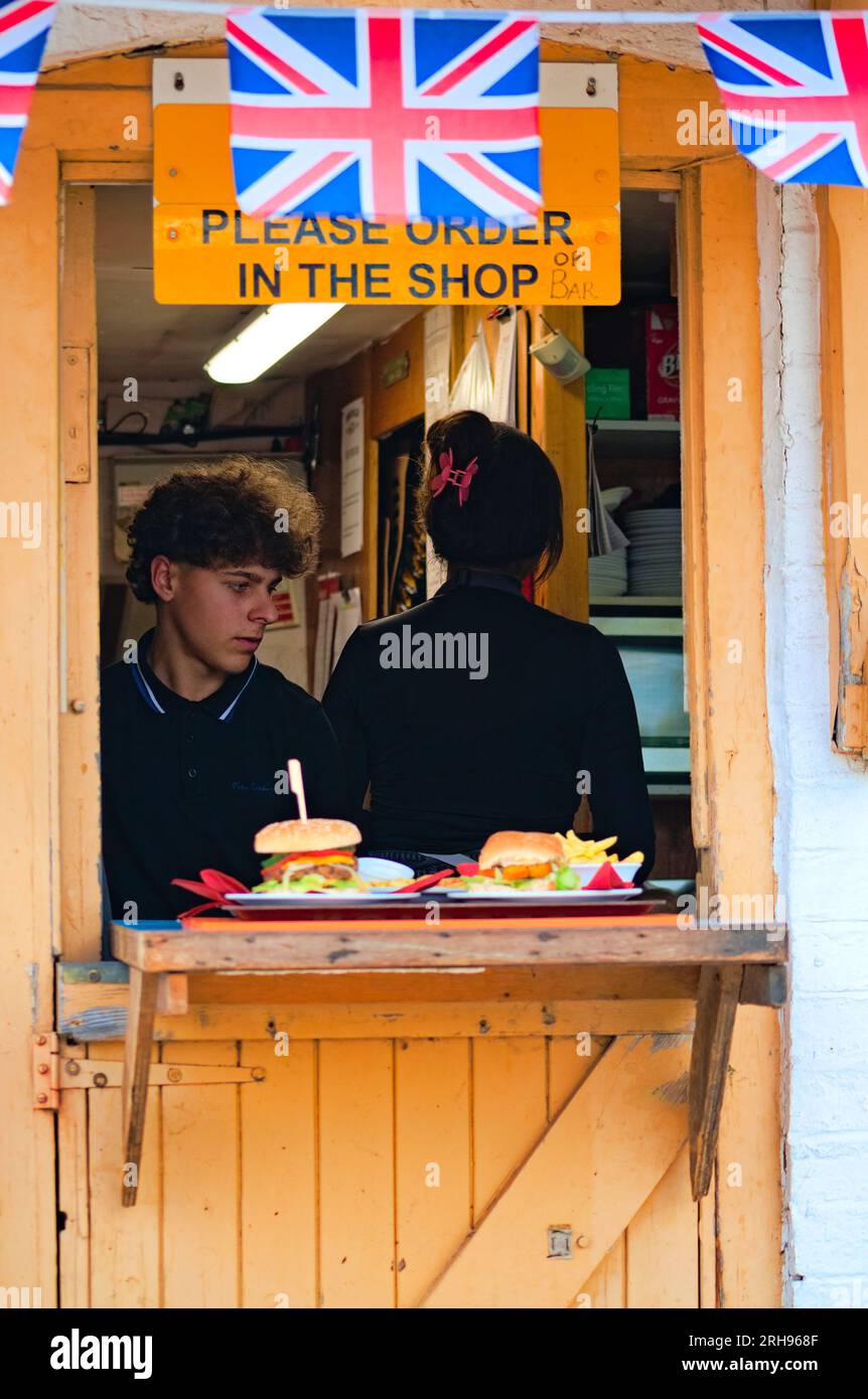 Serving hatch hi-res stock photography and images - Alamy