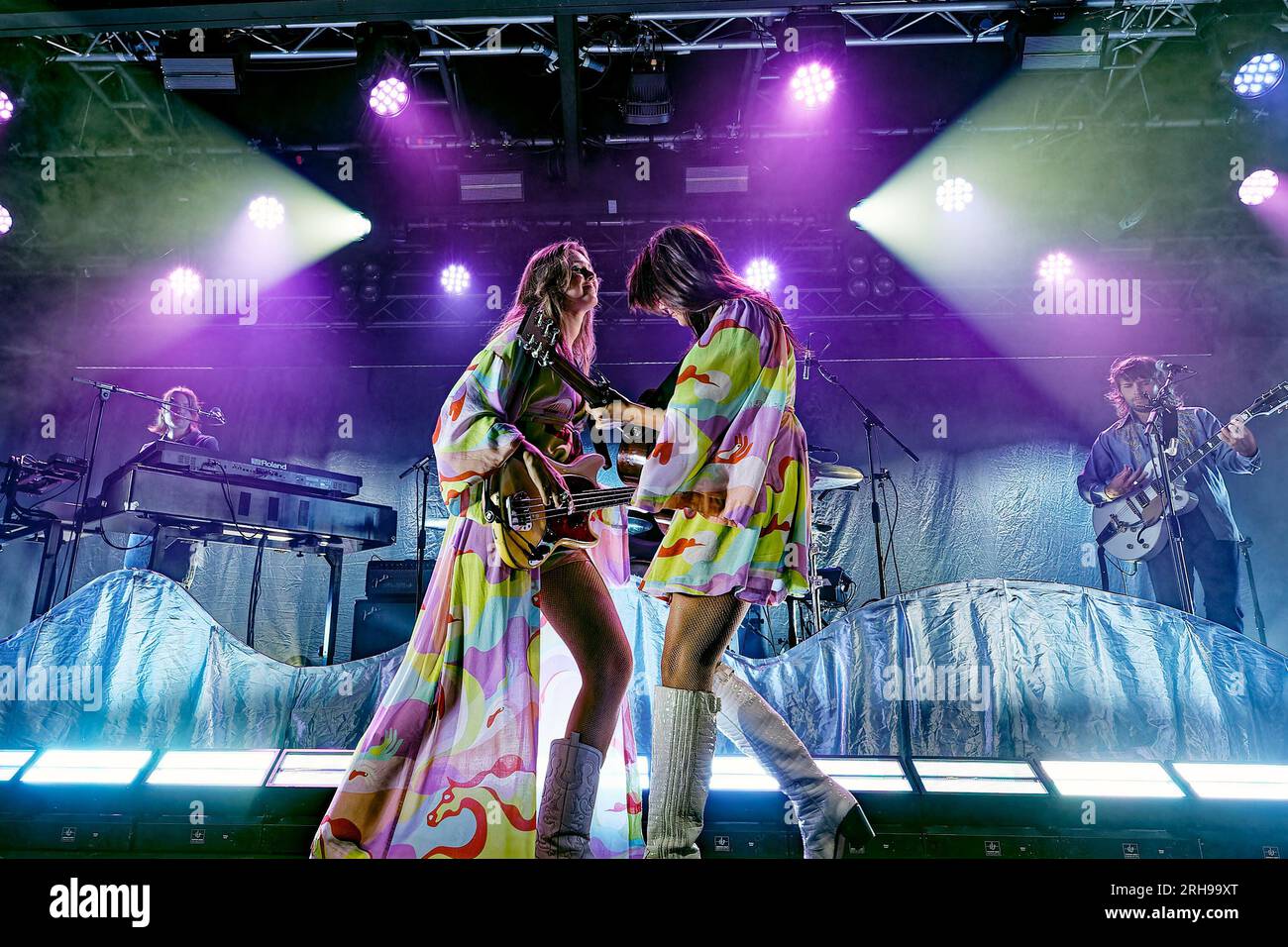 Klara soderberg and johanna soderberg first aid kit hi-res stock ...