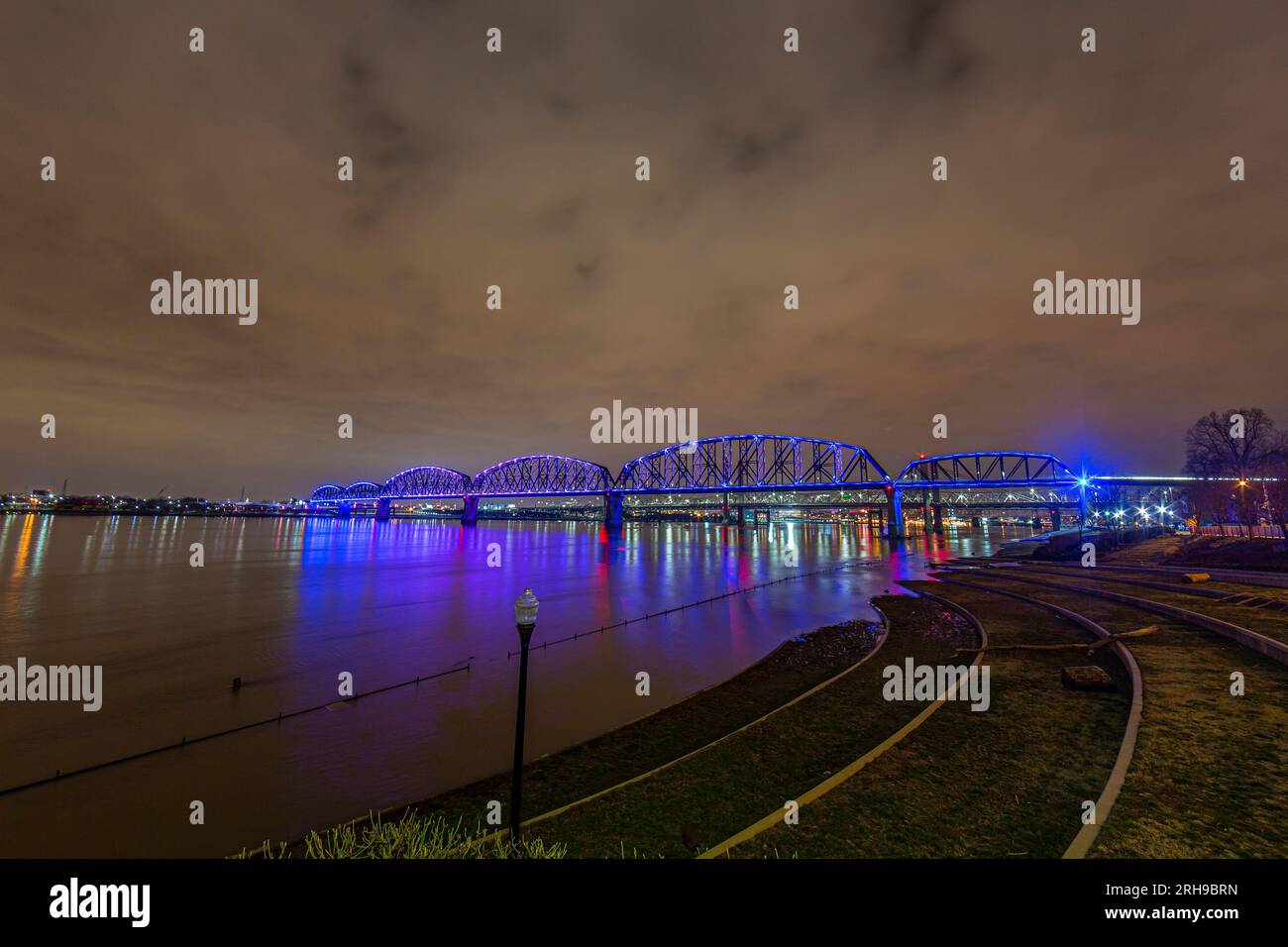 View on Big Four Bridge and Ohio river in Louisville at night with ...