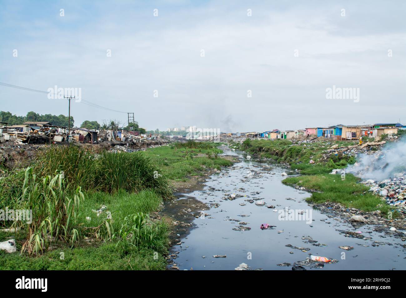 Electronic waste accra ghana hi-res stock photography and images - Alamy