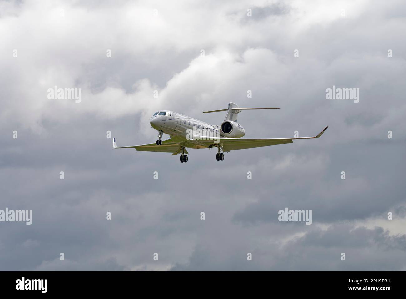 Gulfstream g500 executive jet hi-res stock photography and images - Alamy
