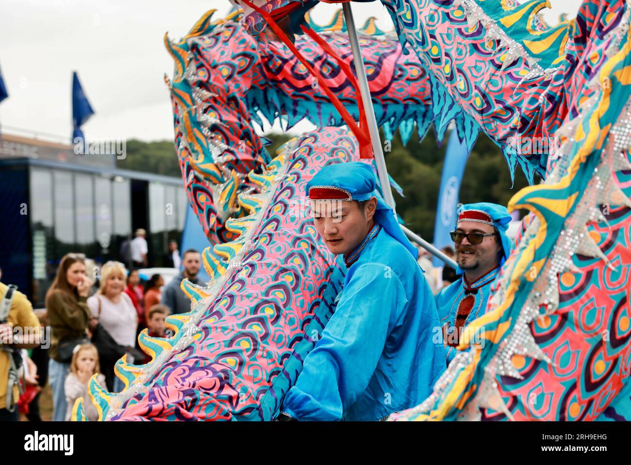 Rides dragon hi-res stock photography and images - Alamy