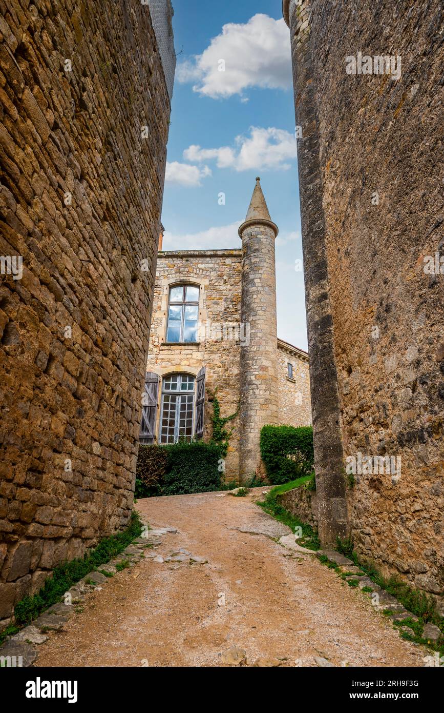Travel famous medieval hi-res stock photography and images - Alamy
