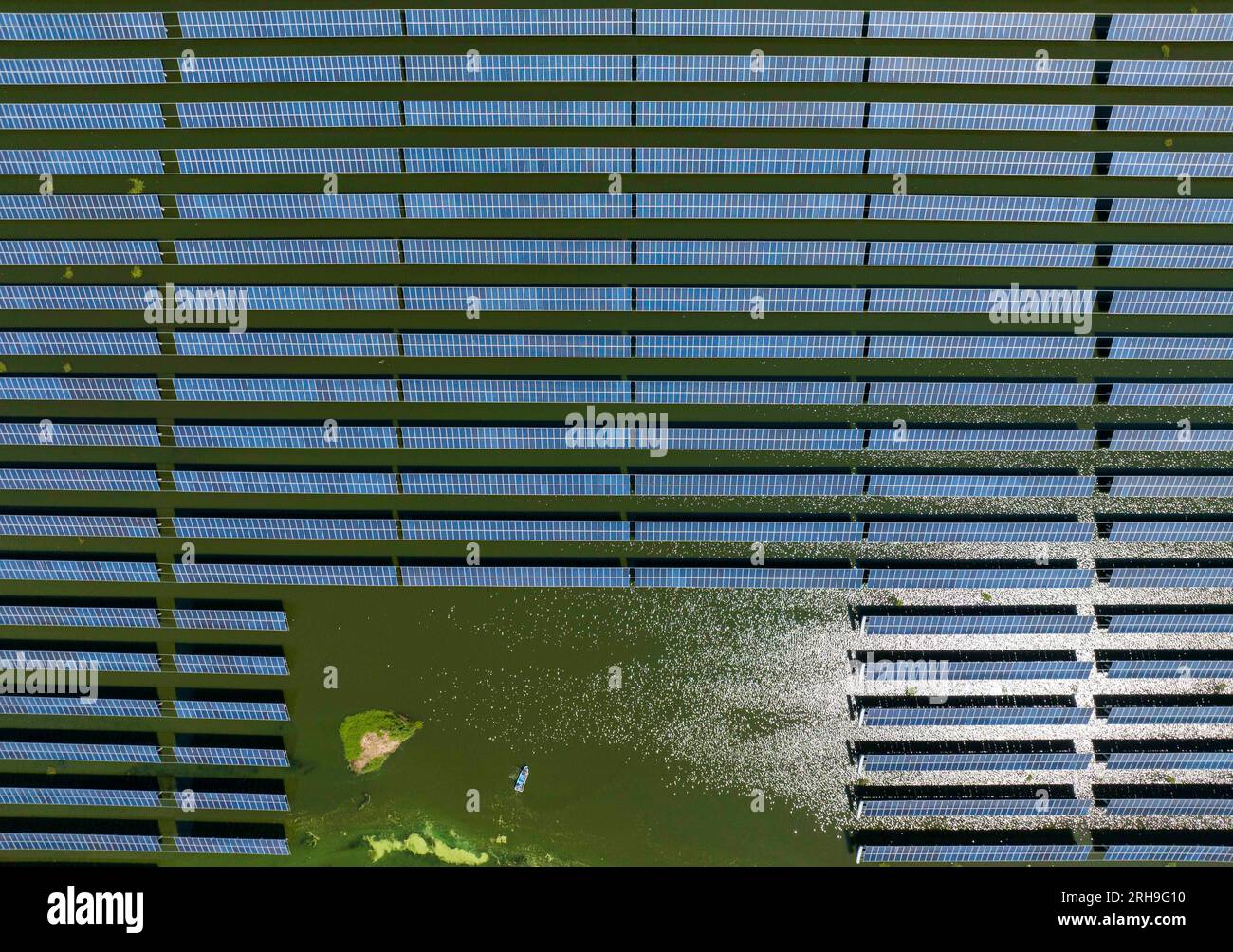XINGHUA, CHINA - AUGUST 15, 2023 - Electricity volunteers inspect the ...
