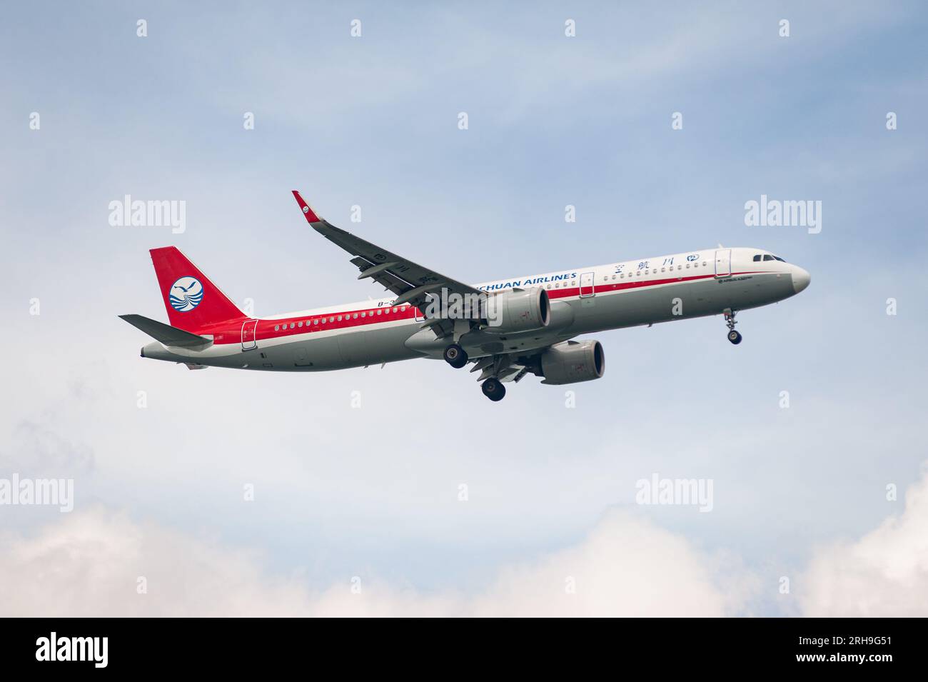 Airbus a321 200n hi-res stock photography and images - Alamy