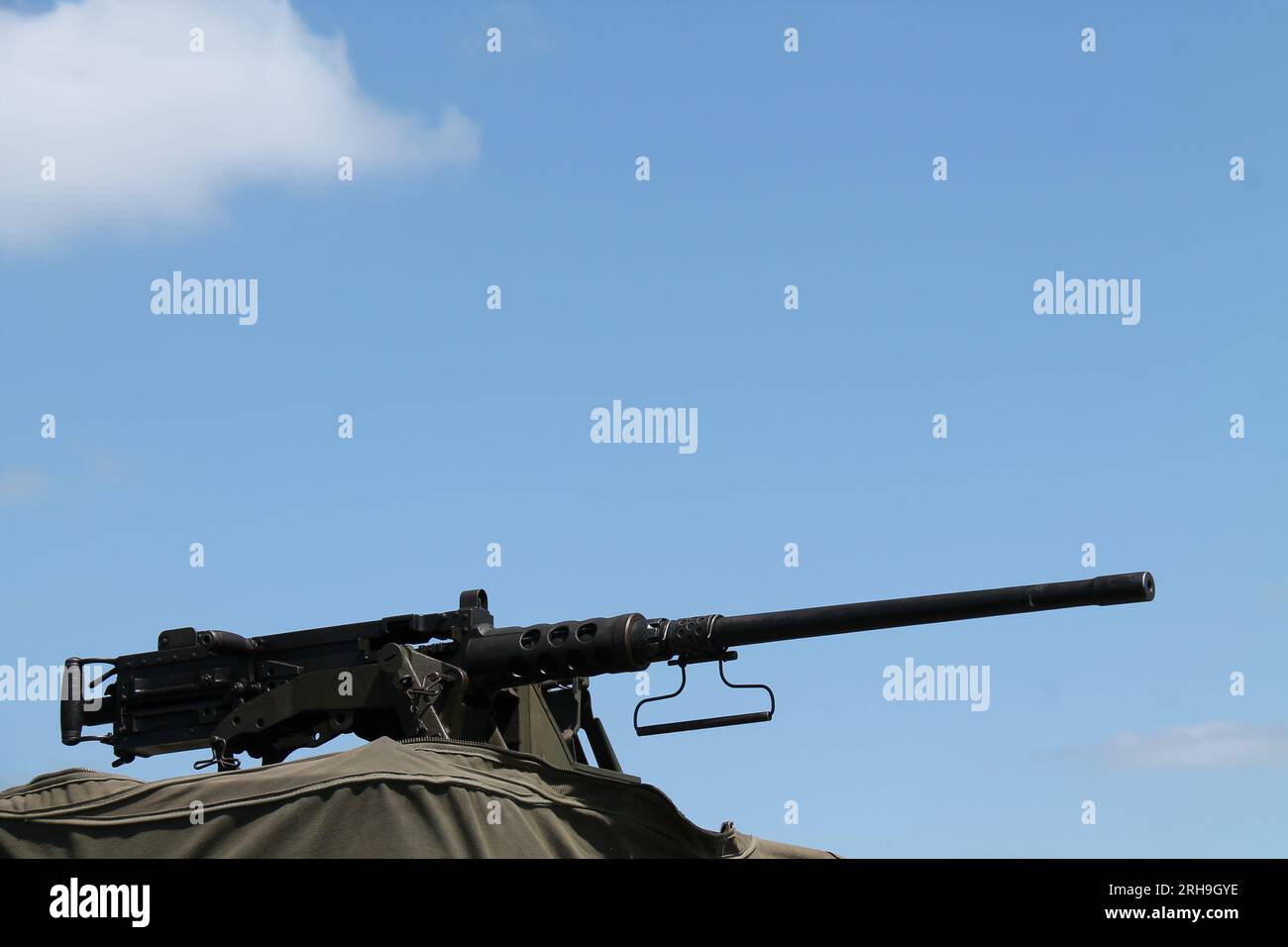 A Vehicle Mounted Vintage Wartime Machine Gun Stock Photo - Alamy