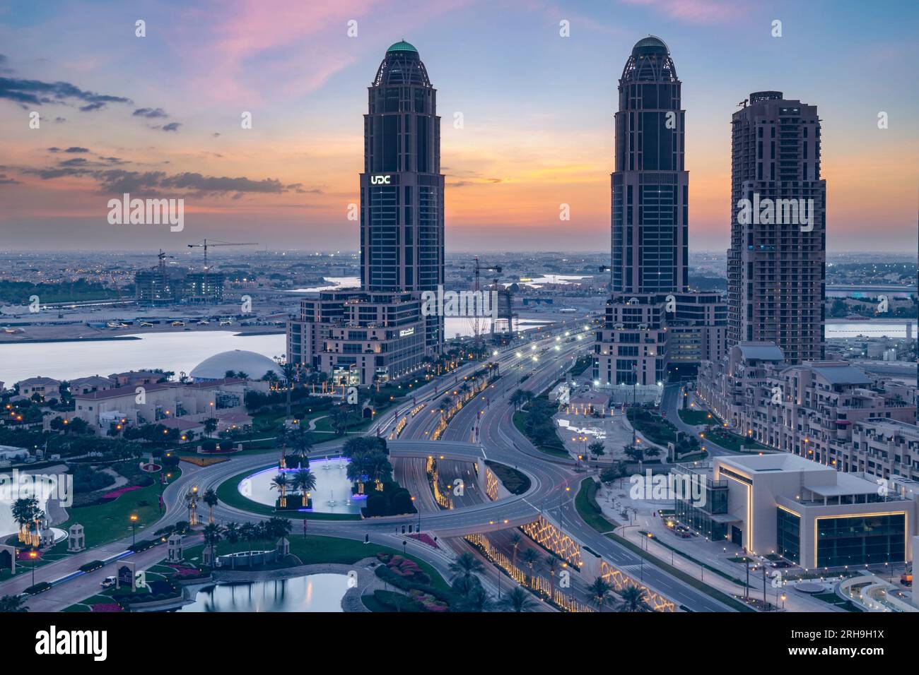 Pearl Qatar an artificial island in Qatar. View of the Marina and ...