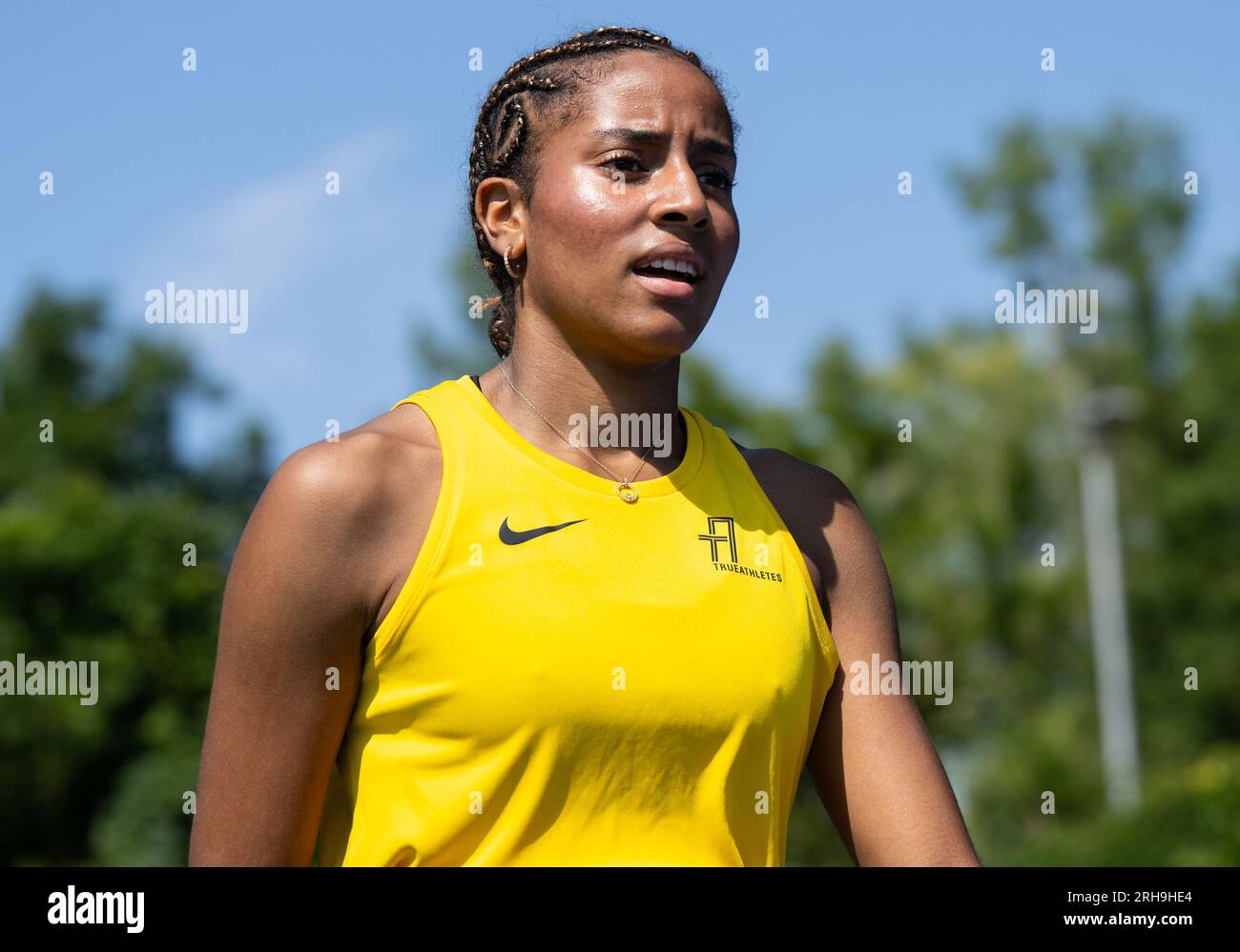 Mikaelle assani hi-res stock photography and images - Alamy