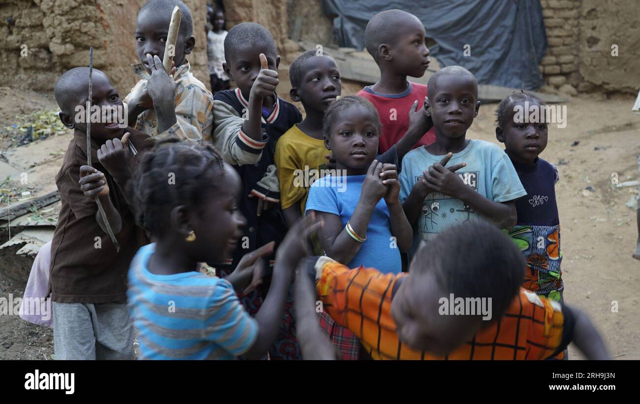 beautiful pictures of village children in Africa. African children in a ...