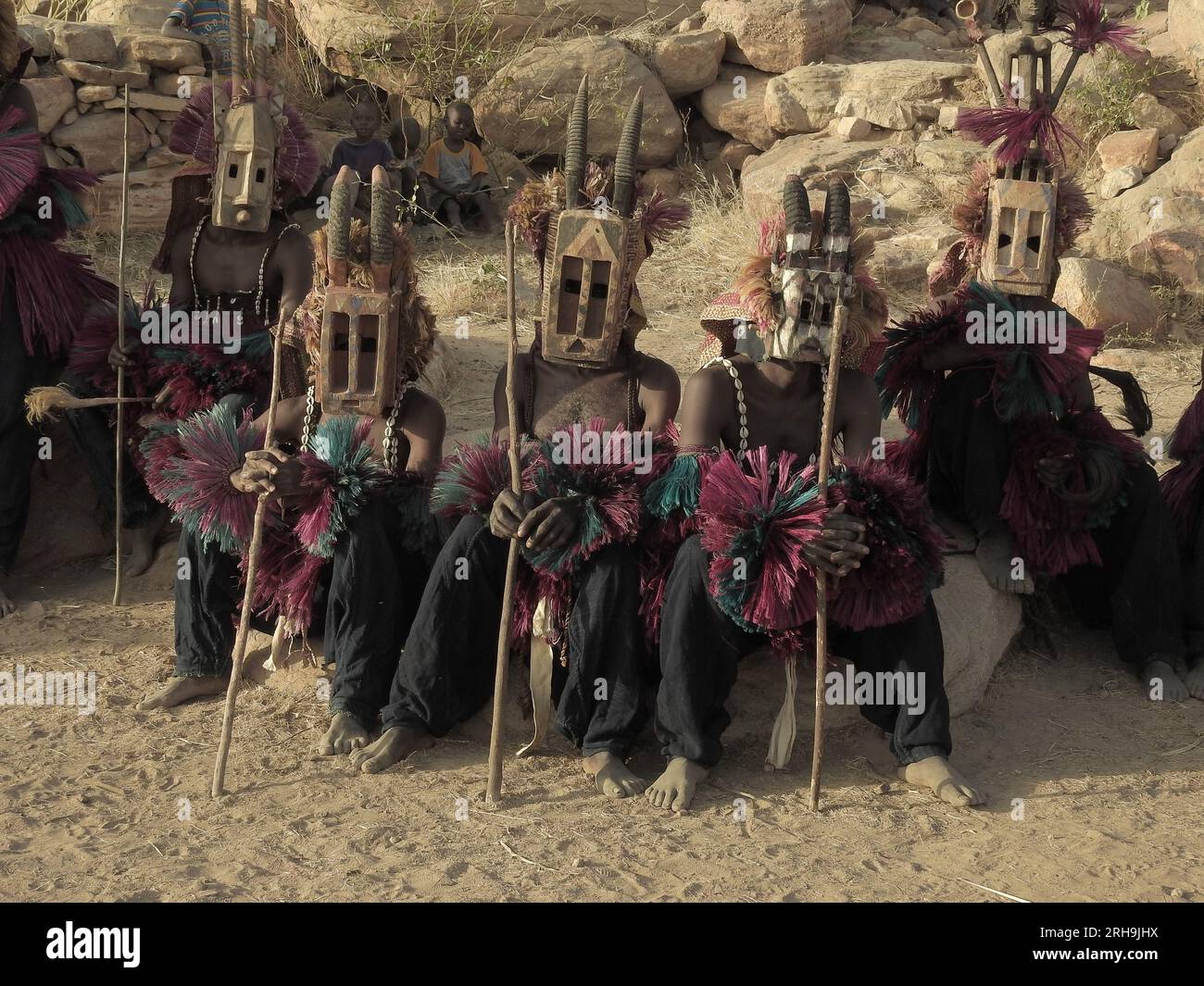Dogon tribe hi-res stock photography and images - Alamy