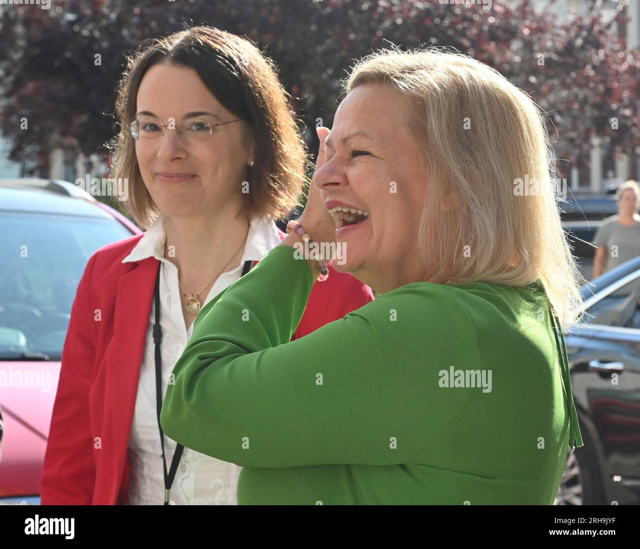 15 August 2023, Brandenburg, Brandenburg/Havel: Barbara Quick (l), Vice ...