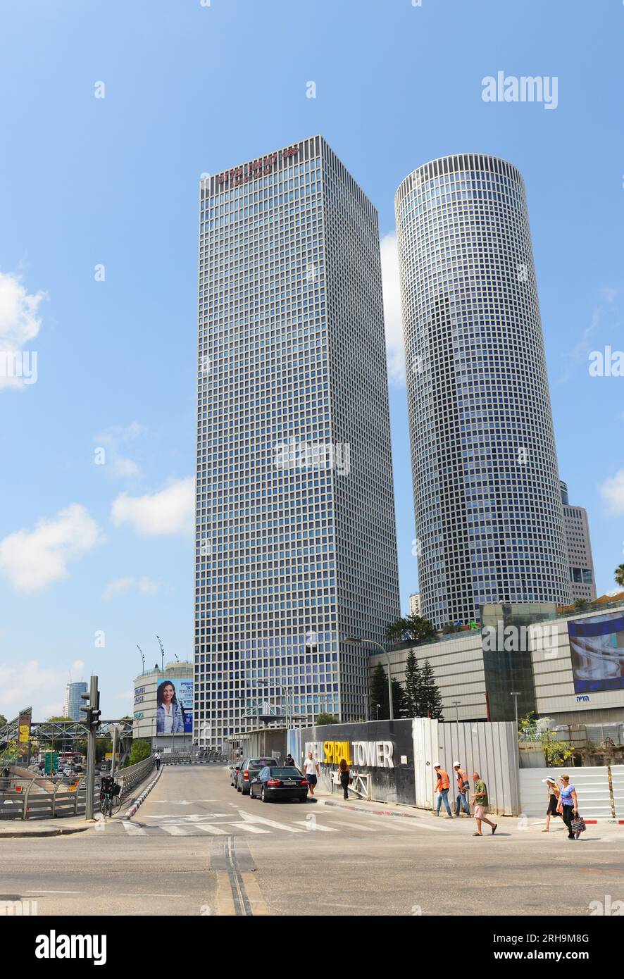The Azrieli towers in Tel-Aviv, Israel Stock Photo - Alamy
