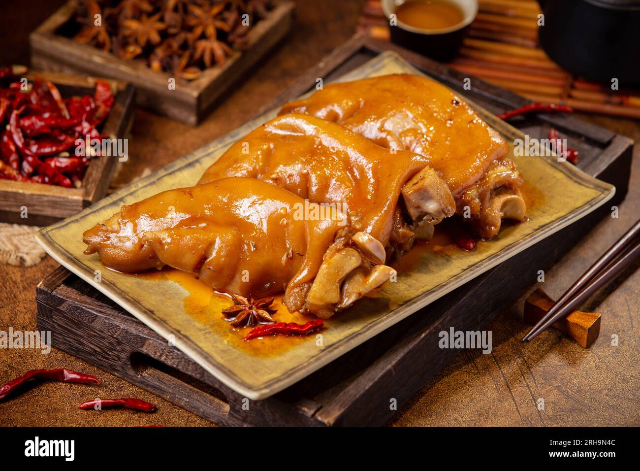 Marinated pig's trotters （Pork Hock，pig feet） in Spiced Sauce Stock ...